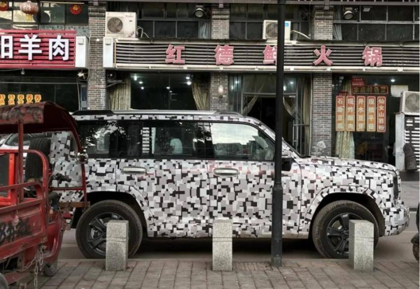 全新混动硬派越野SUV 哈弗B26官图发布