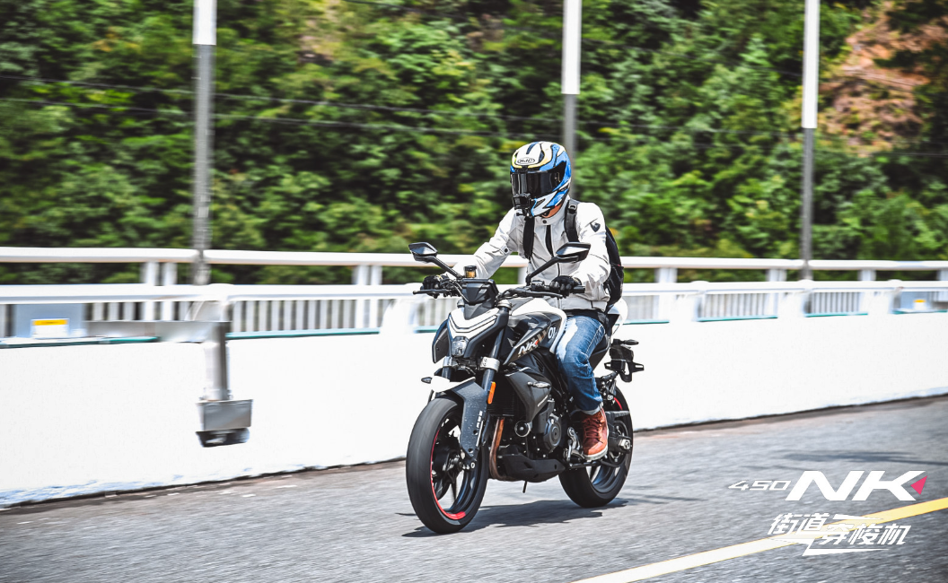 街道利器，春风450NK速览