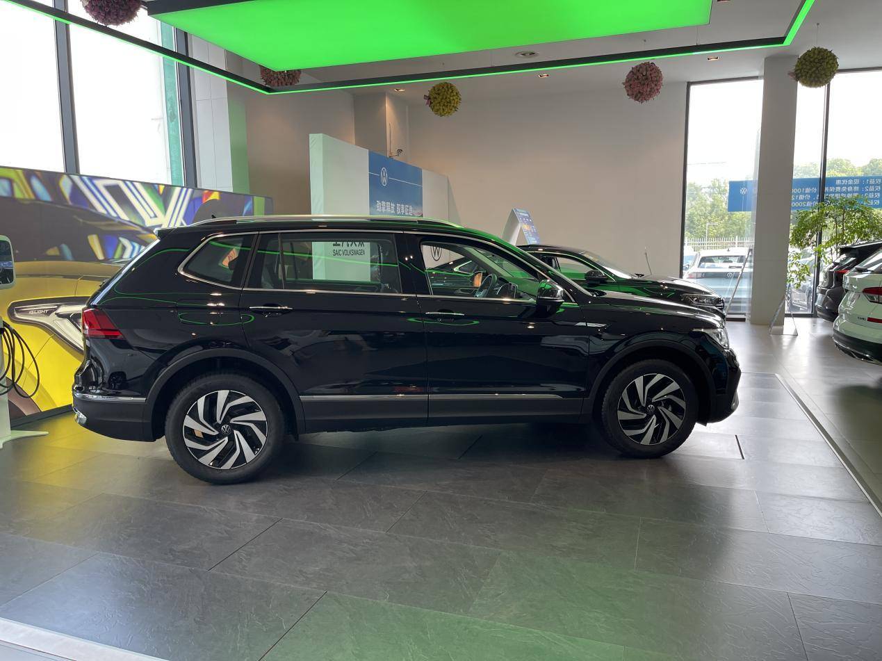 大众顶梁柱 能喝92号汽油 售价不到20万 静态体验大众途观L 1.5T