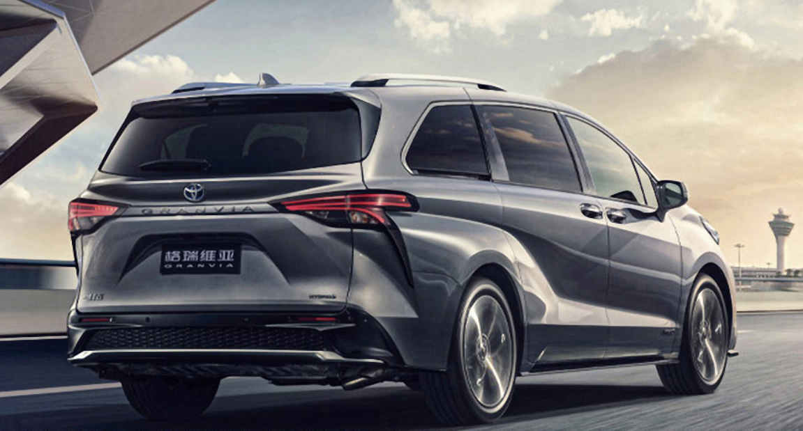 自重超两吨，百公里油耗竟低至5.9L，这款豪华大七座MPV真够省的