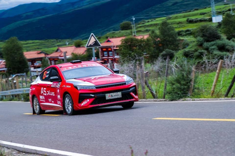 续写冠军传奇 江淮A5 PLUS助力车队登顶CRC