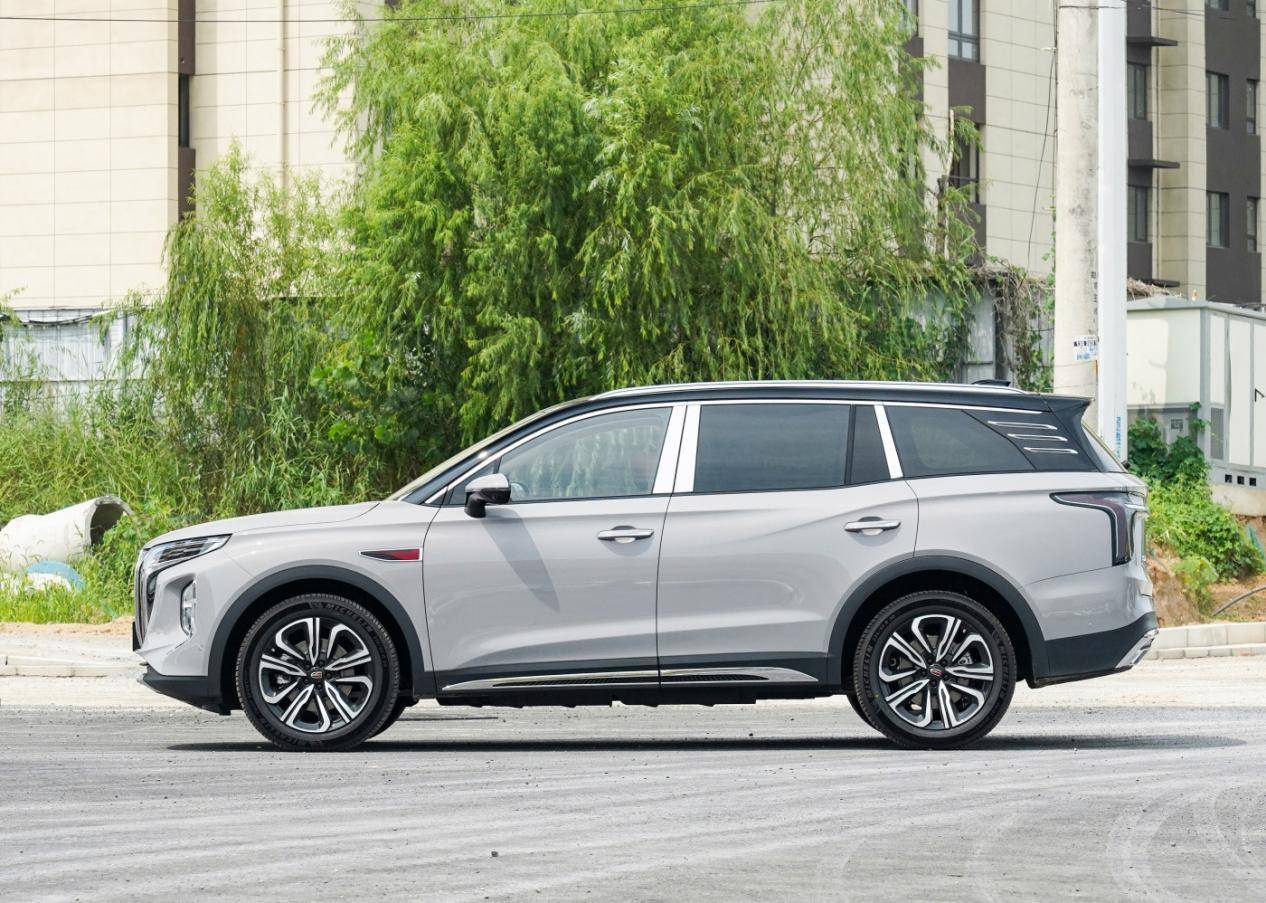 25.98万起售，全新红旗HS7开启预售，搭载2.0T发动机