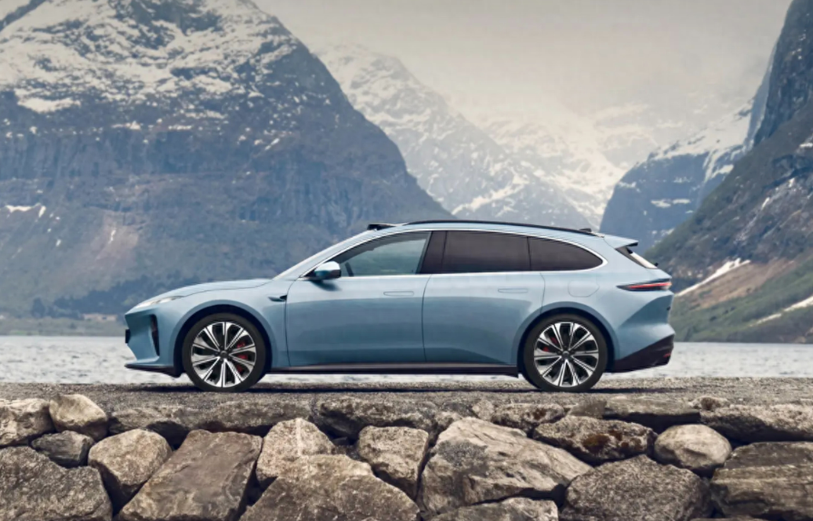 7月ET5T大卖3662辆，但看过ET5销量，蔚来没法笑太早