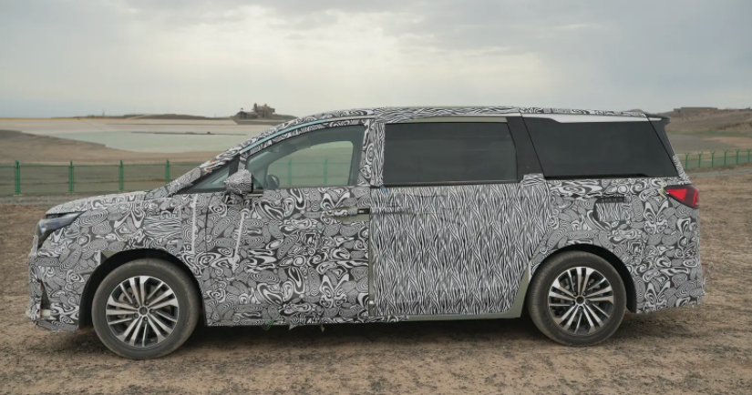 酷似GL8！瑞风RF8冲击高端，主打插电混动，外观还真不错！