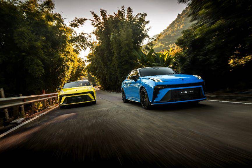 世界冠军！中国车手，开着领克03TCR赛车！