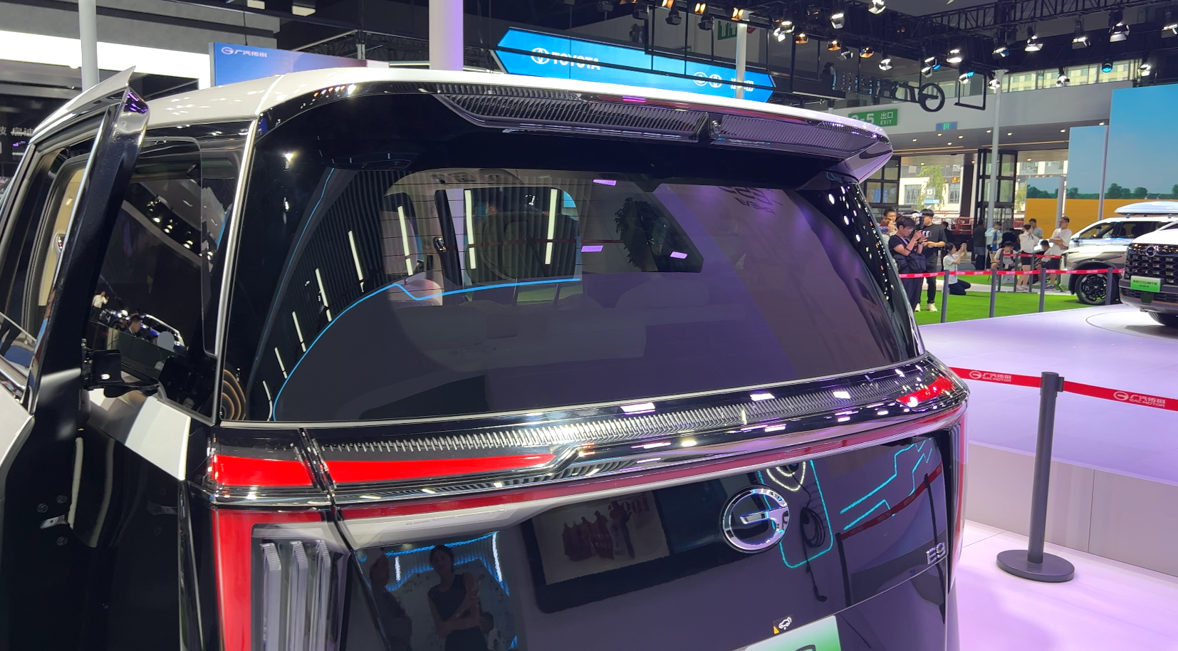 传祺E9亮相成都车展，2.0T发动机功率大还能用92号油！