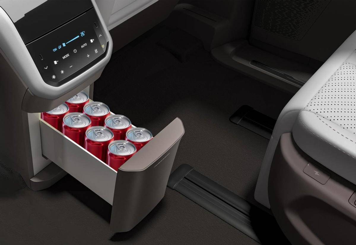 成都车展：冰箱彩电大沙发，又一辆纯电动MPV亮相，25.98万起售