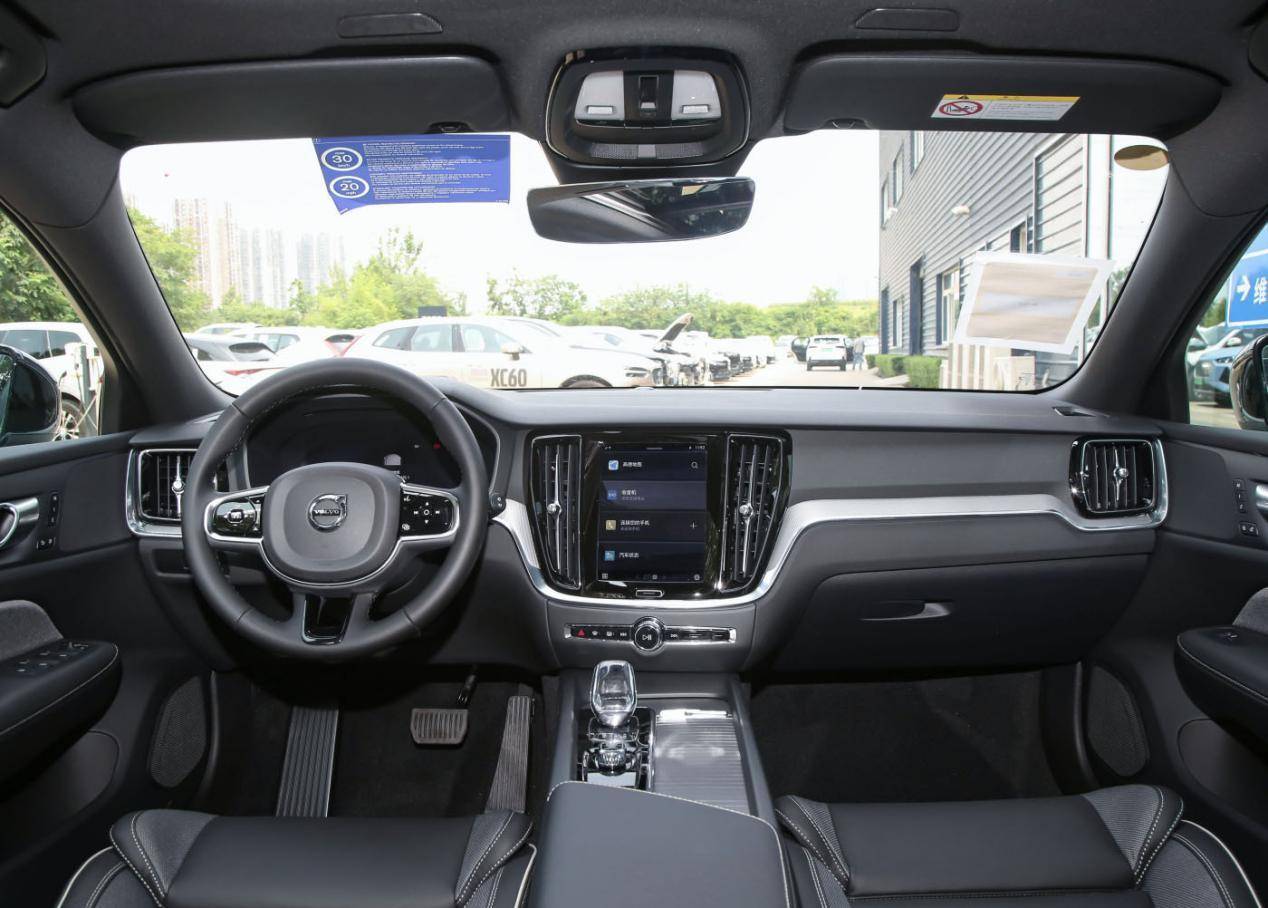 30.43万元起售，2024款沃尔沃V60正式上市，你会买单吗？