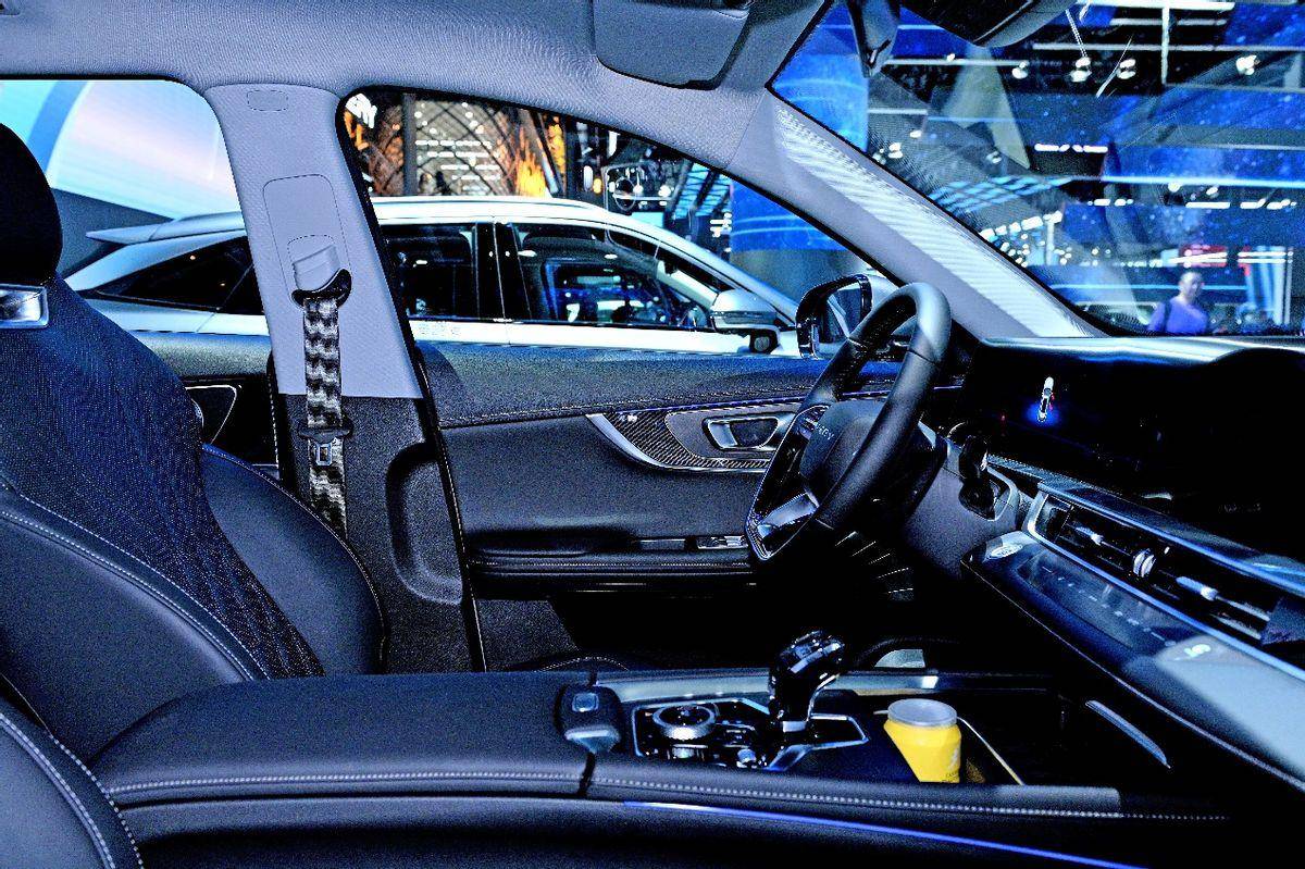 成都车展：奇瑞混动双星布局完成，瑞虎7 新能源冠军版12.99万起