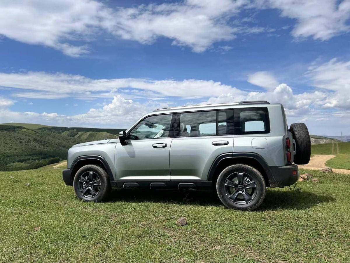 试驾哈弗猛龙，1.5T + Hi4 + 后桥差速锁，硬派新能源SUV又一力作