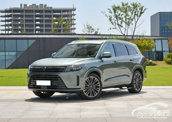 上市不到24小时 新款问界M7订单破15000台