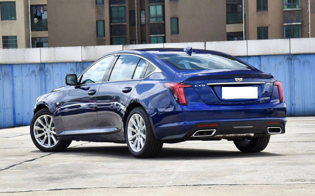 21万多就能买凯迪拉克CT5，后驱配2.0T，有限滑差速器，还不抢？