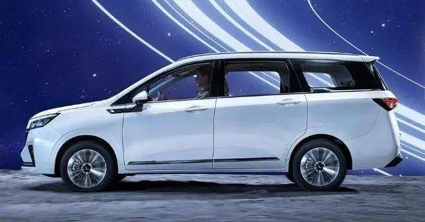 最亲民的混动MPV，油耗5.7L，媲美奥德赛，大7座合资车仅售5万多