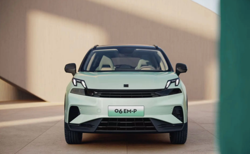 或18万起售？领克06 EMP公开官图，高颜值精品小型SUV