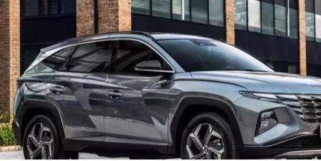 杀疯了！这款SUV与CRV同级，标配8AT油耗6L，从16万降至12万