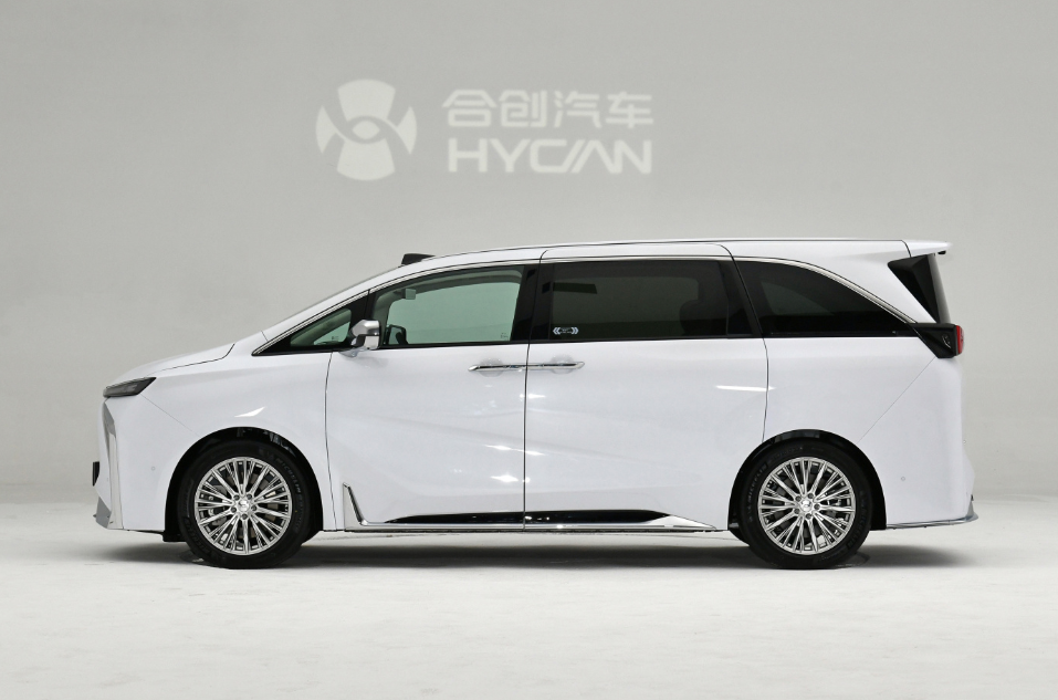 国产纯电MPV新选择！合创V09正式上市 售31.88万起