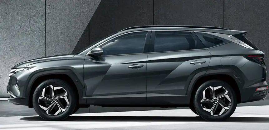 杀疯了！这款SUV与CRV同级，标配8AT油耗6L，从16万降至12万