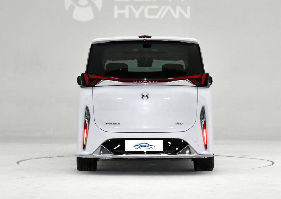 国产纯电MPV新选择！合创V09正式上市 售31.88万起