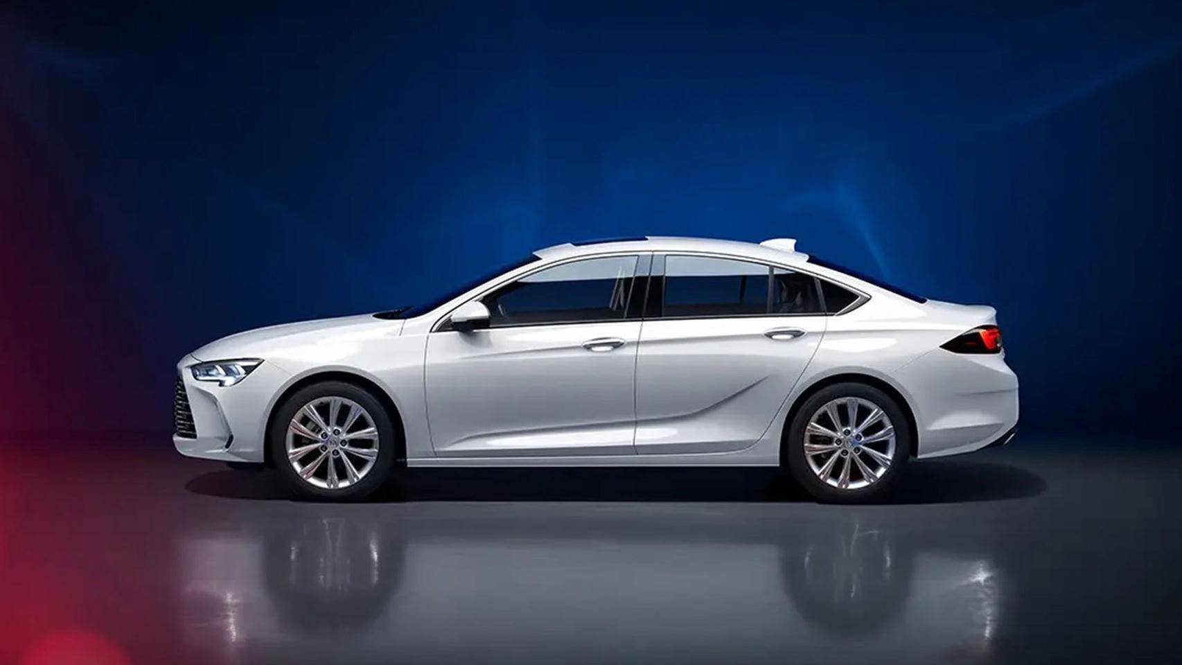 现在选它过时吗？差价1万6 别克君威该选28T 还是25T