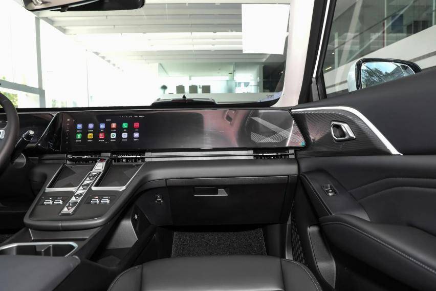 15.98万起售，标配Hi4电四驱，哈弗枭龙MAX入门版值得入手吗？