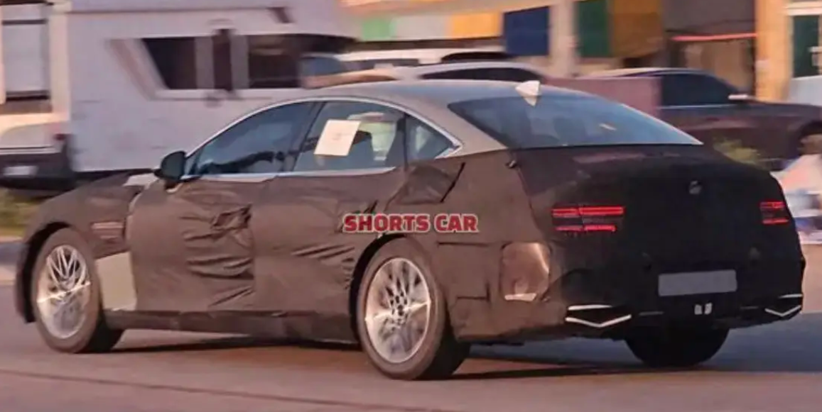 竞争宝马5系！捷尼赛思G80出新款，大尺寸连屏，2.5T发动机配8AT