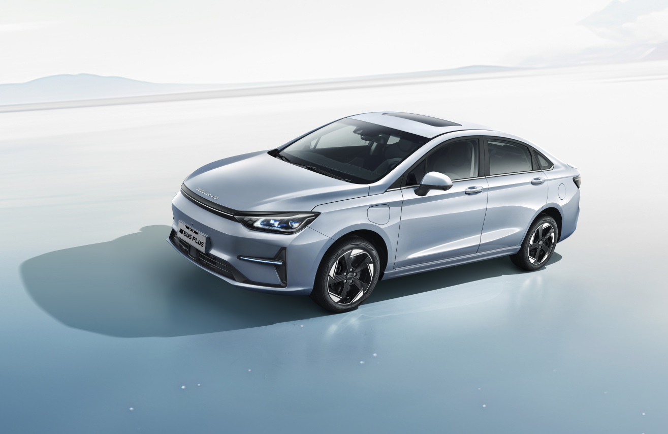 网约车就选新EU5 PLUS出行版，真续航好舒适的“回本神器”