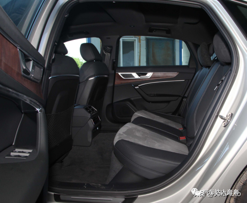 奥迪A6L新款正式上市：起售价42.79万，情怀还有这么高的价值吗？