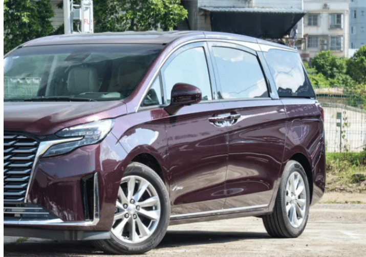 21.2万买别克GL8真值！标配237马力，车长超过5米2+7座布局