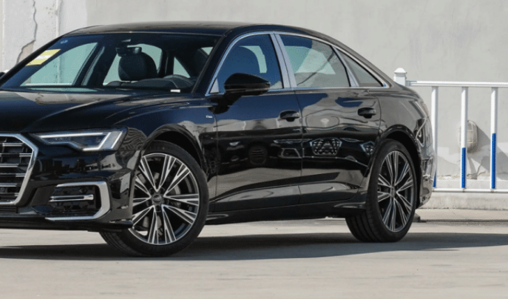 奥迪A6L，降价10万，30天大卖15246台，关键是3.0T配6缸