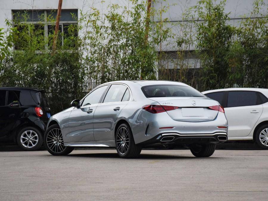 奔驰C级、奥迪A4L和特斯拉model3之间怎么选择？