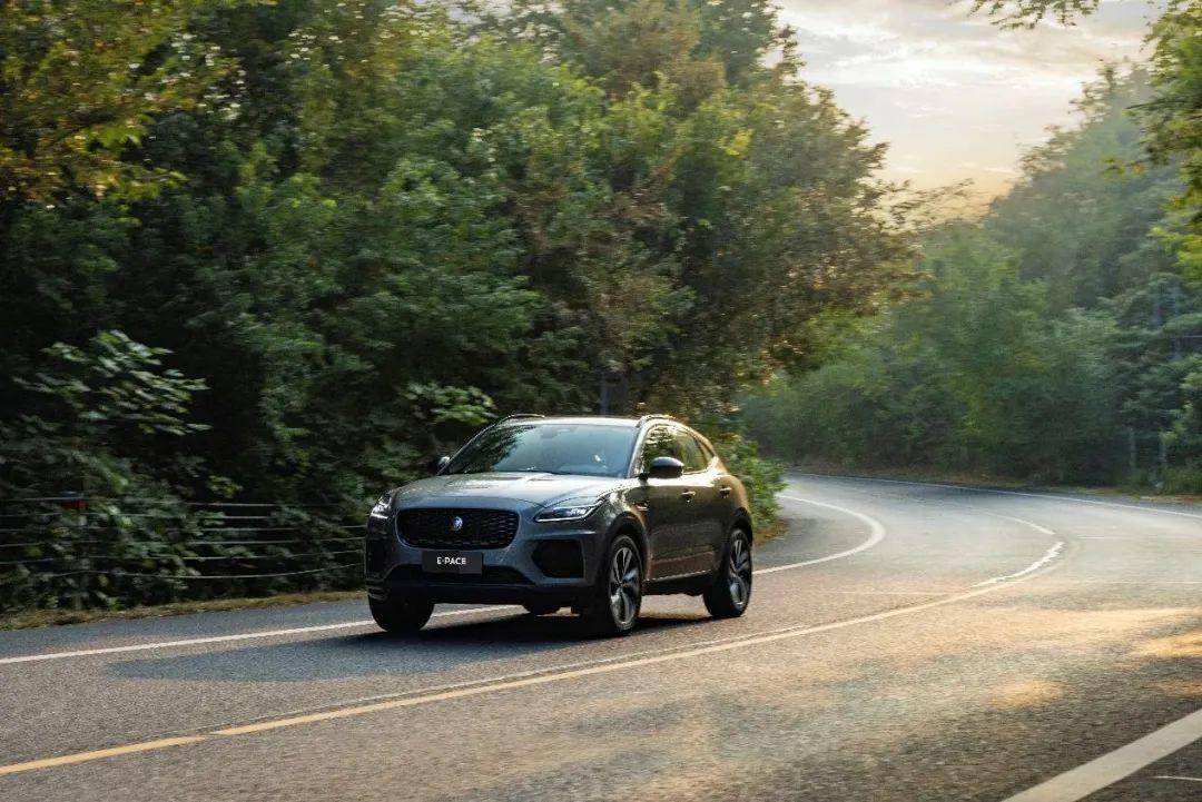 开起来比BBA更运动？26.38万起的新款捷豹E-PACE值得下手么