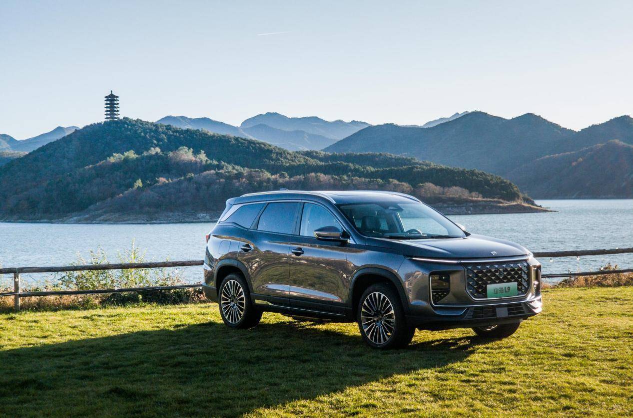 捷途山海品牌发布，家用大7座插混SUV山海L9售价16.69万起