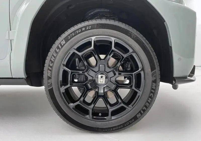 “长城大G”坦克700 Hi4-T预售，70万榨出200万的价值感？