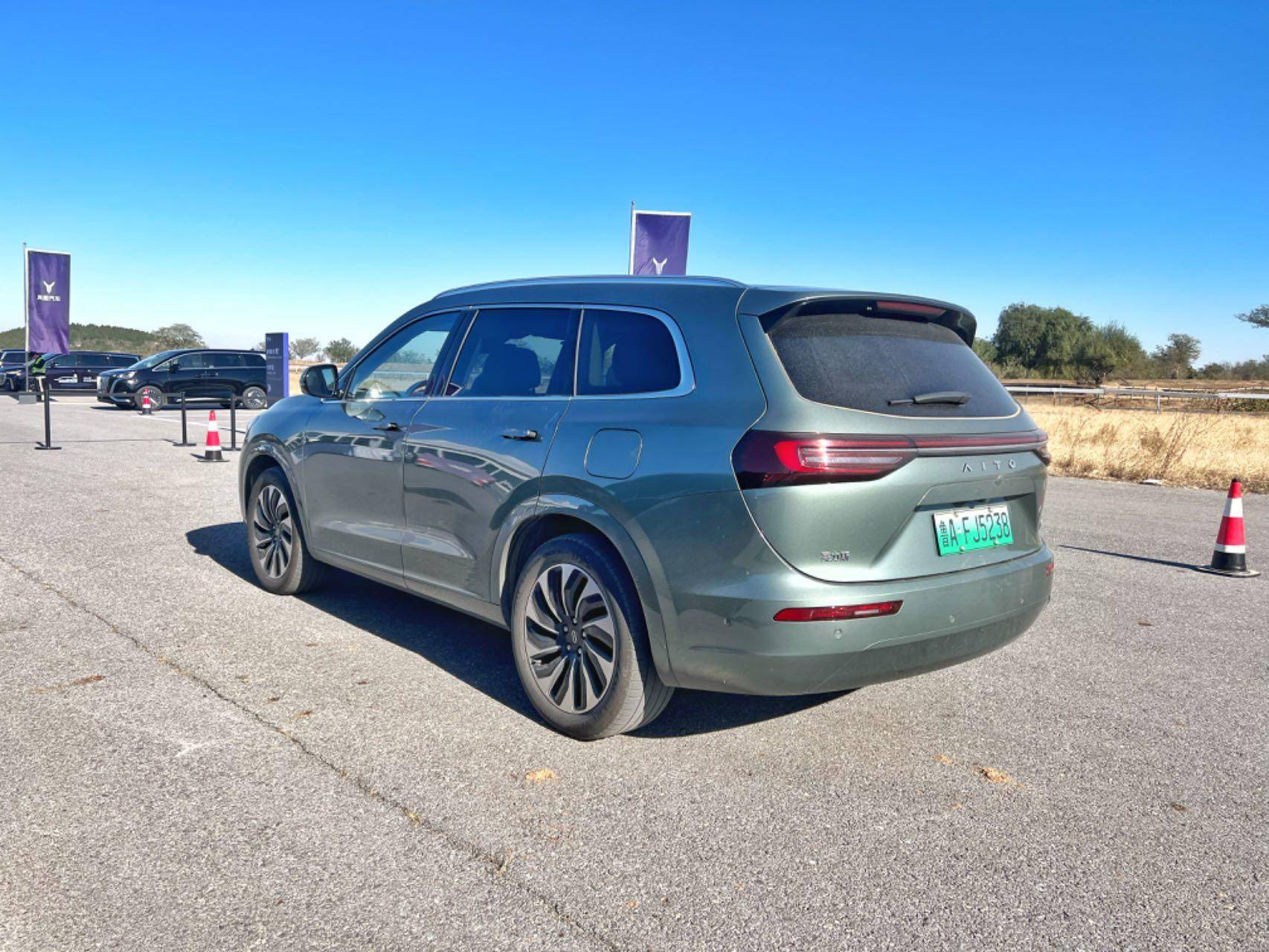 岚图FREE 问界M7 理想L7 三车对比！不是越贵越好！