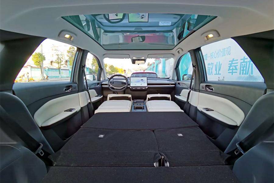 百变大空间，公主请上车，适合家用的纯电SUV启辰VX6实拍