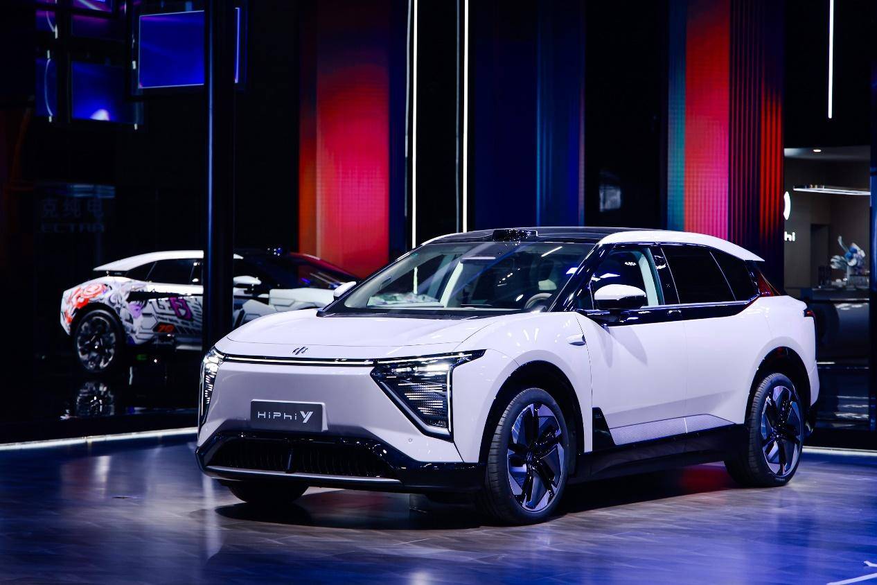 33.9万起售，科技、性能“遥遥领先”，高合HiPhi Y广州车展最亮的仔