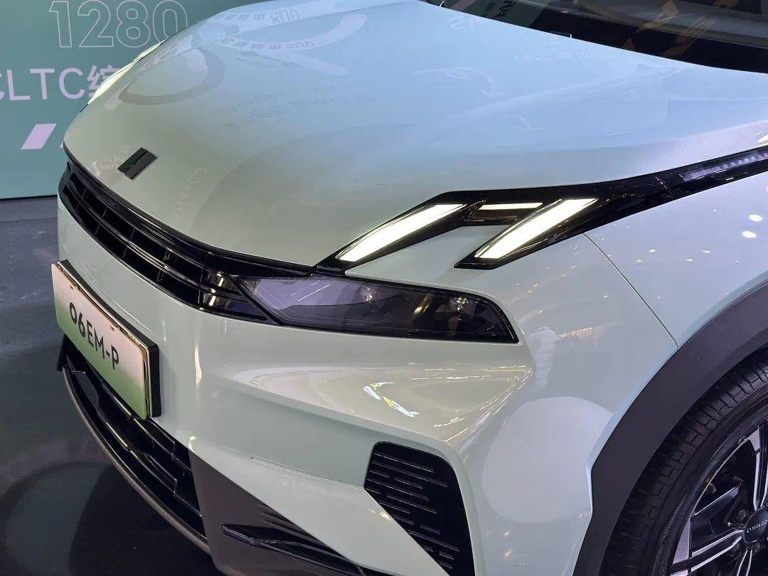 综合续航1280km的13万级小型SUV，领克06EM-P你打几分？