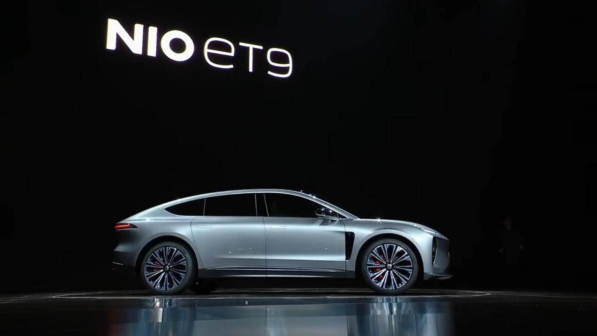 蔚来丨都不看好蔚来ET9，预售价高达80万，配备900V高压快充