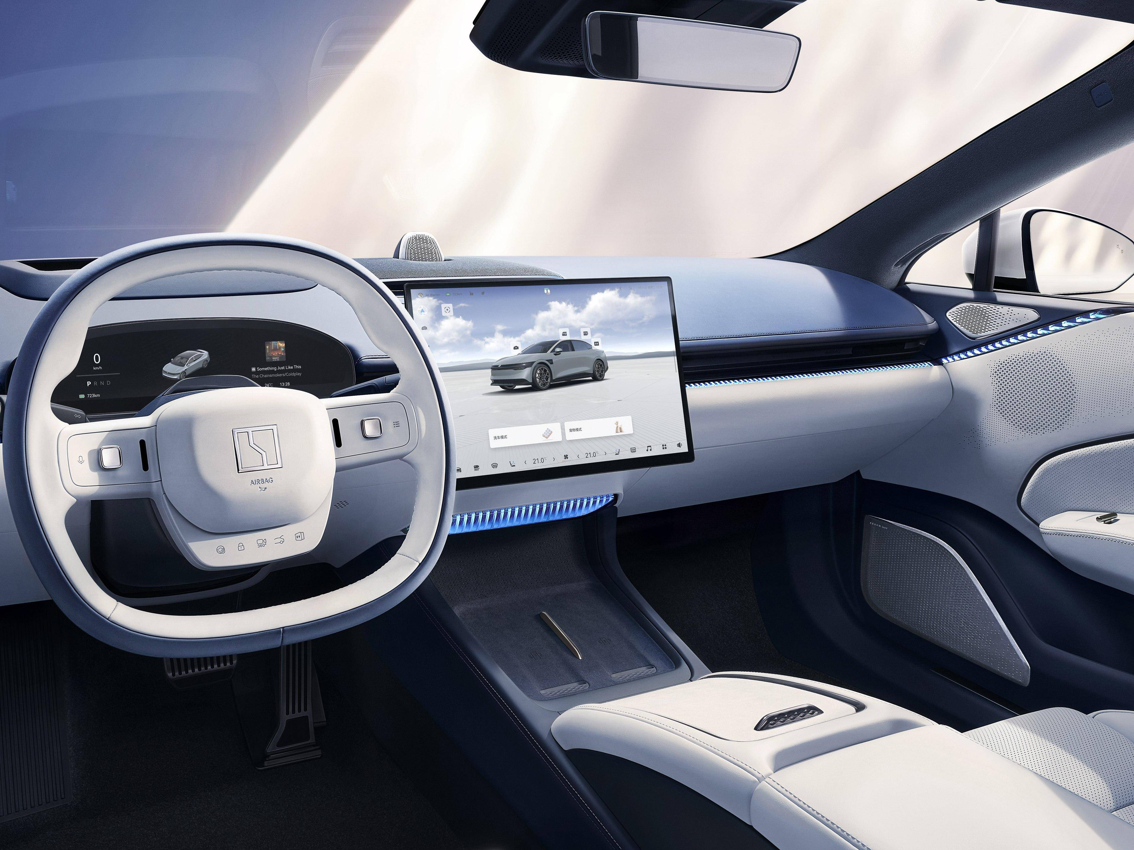 20.99万元起 极氪007上市 800V架构打造/配骁龙8295智能座舱