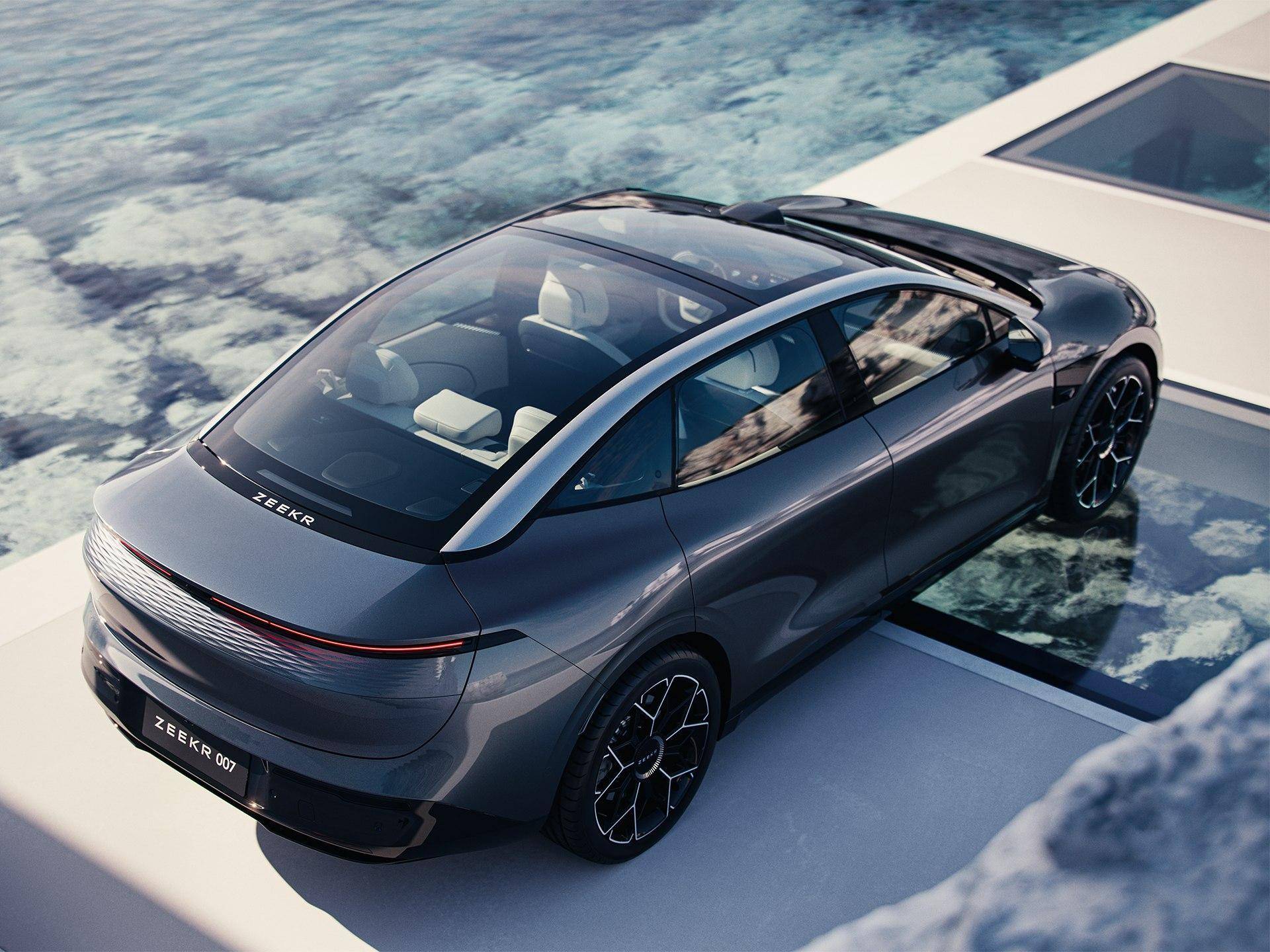 20.99万元起 极氪007上市 800V架构打造/配骁龙8295智能座舱