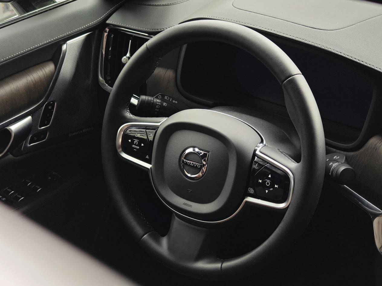 S90终端优惠价不到30万？ 是时候放弃“56E”了！