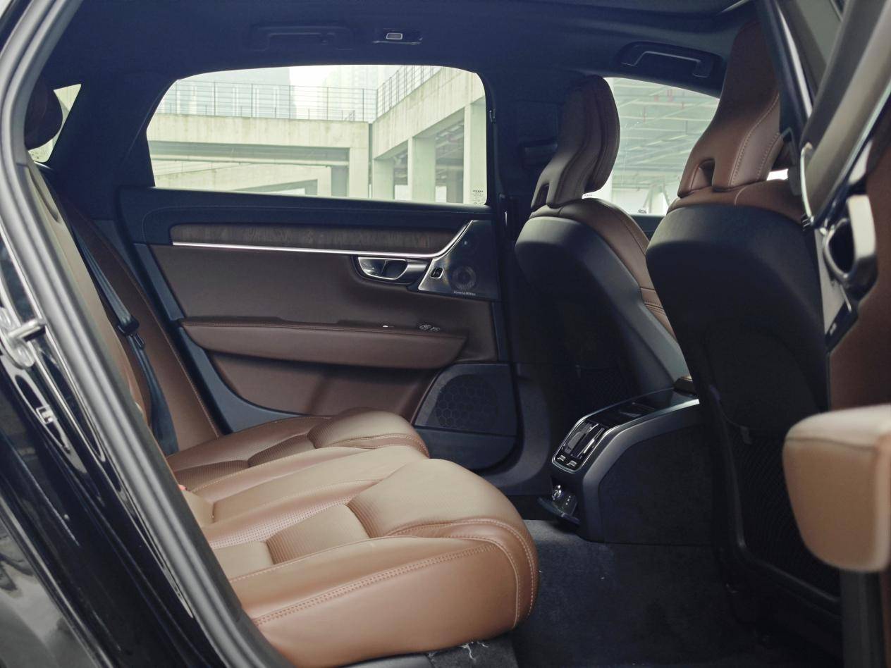 S90终端优惠价不到30万？ 是时候放弃“56E”了！