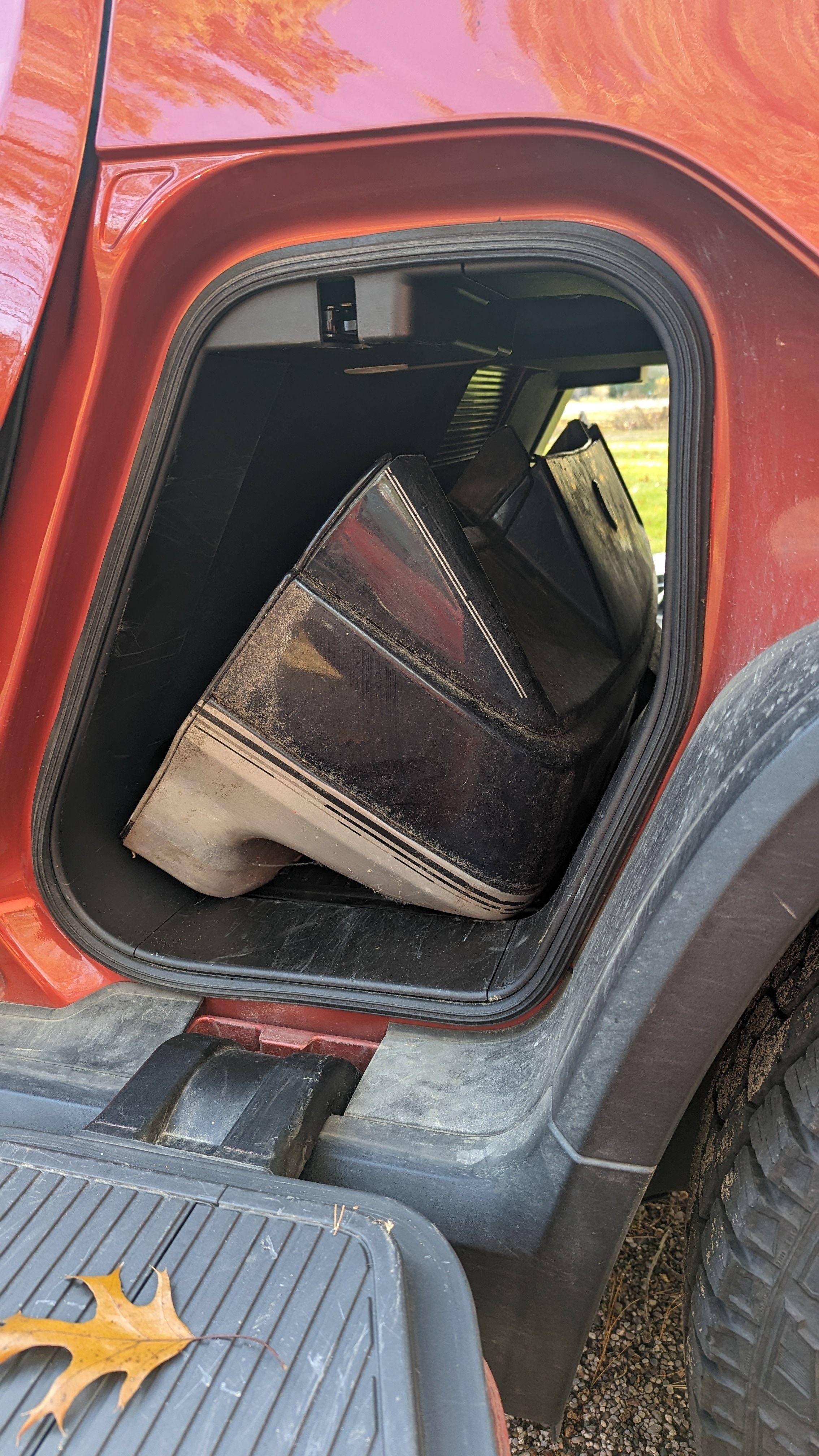 2023款Rivian R1T陪我们走过的1万英里