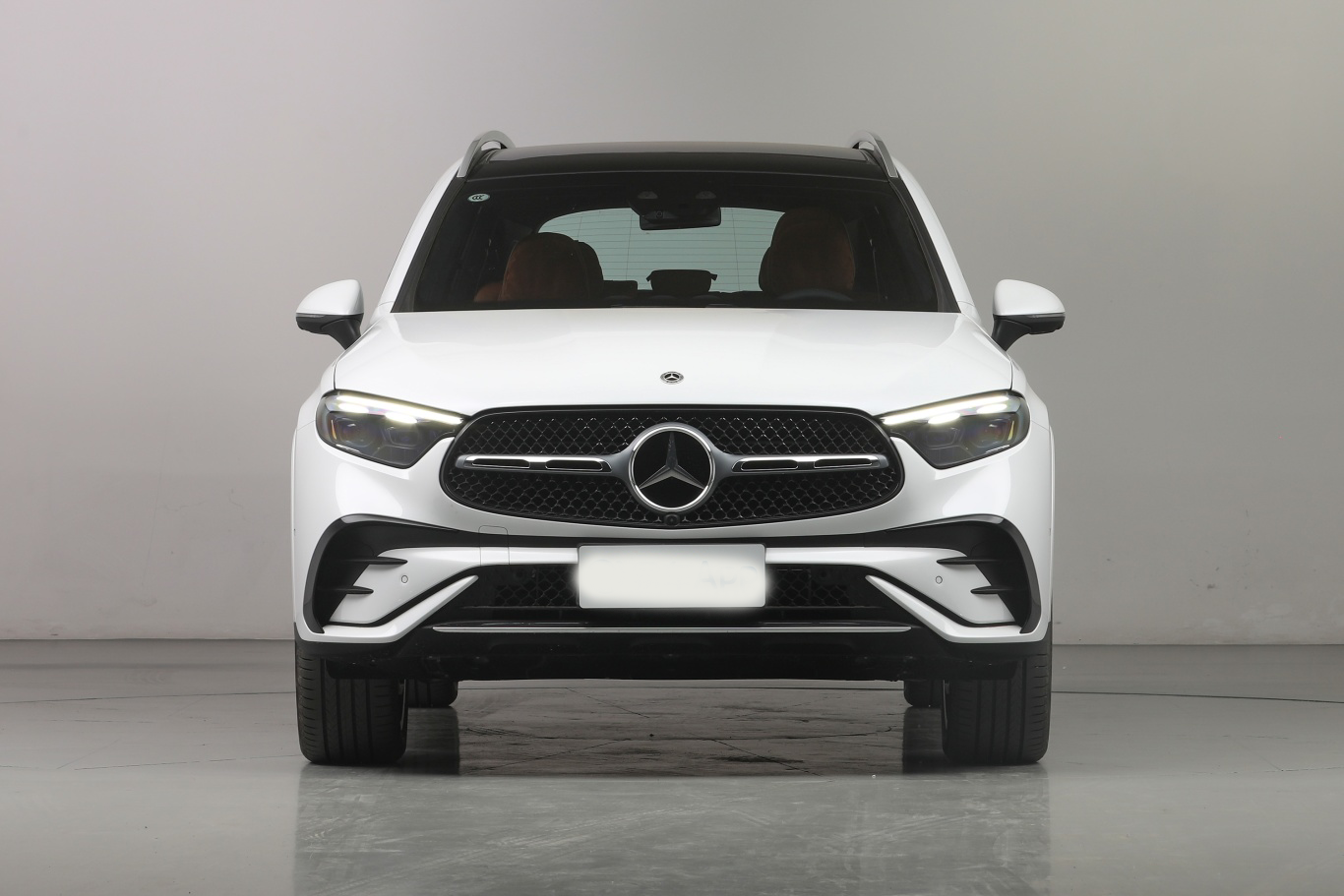 选豪华还是新贵？Model Y对比奥迪Q5L、奔驰GLC