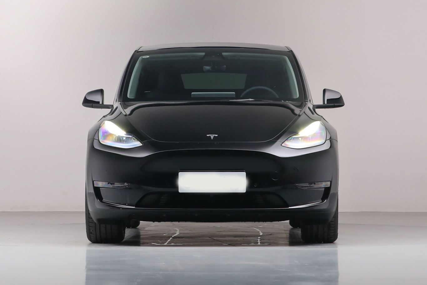 选豪华还是新贵？Model Y对比奥迪Q5L、奔驰GLC