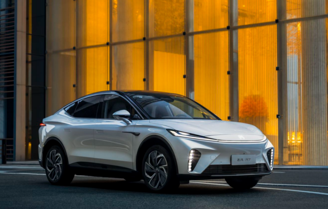 20万级中大型SUV：新款飞凡R7，遇上小鹏G6，谁更有优势？