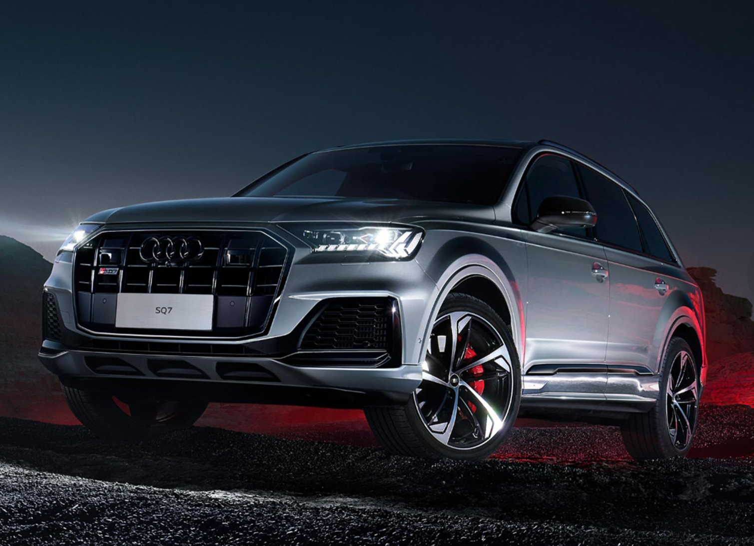 就不玩纯电动！奥迪SQ7上市，4.0T大V8配8AT，加速时间只要4.1秒