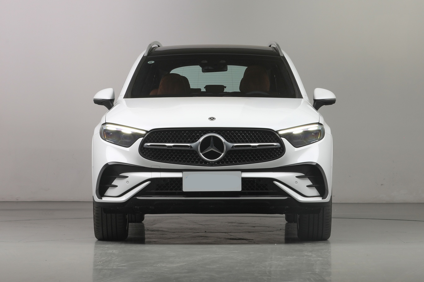 豪华中型SUV怎么选？奥迪Q5L对比奔驰GLC和宝马X3