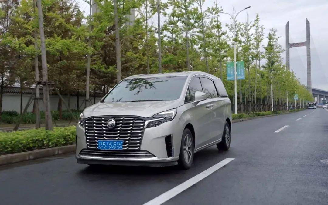 商务MPV，别克GL8与大众威然怎么选？