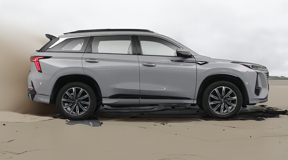 买2.0T国产SUV，只推荐这款，降到10.39万，2.0T+8AT爆发233马力